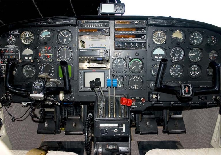 rotordyne aircraft charter air services fleet piper navajo cockpit ...